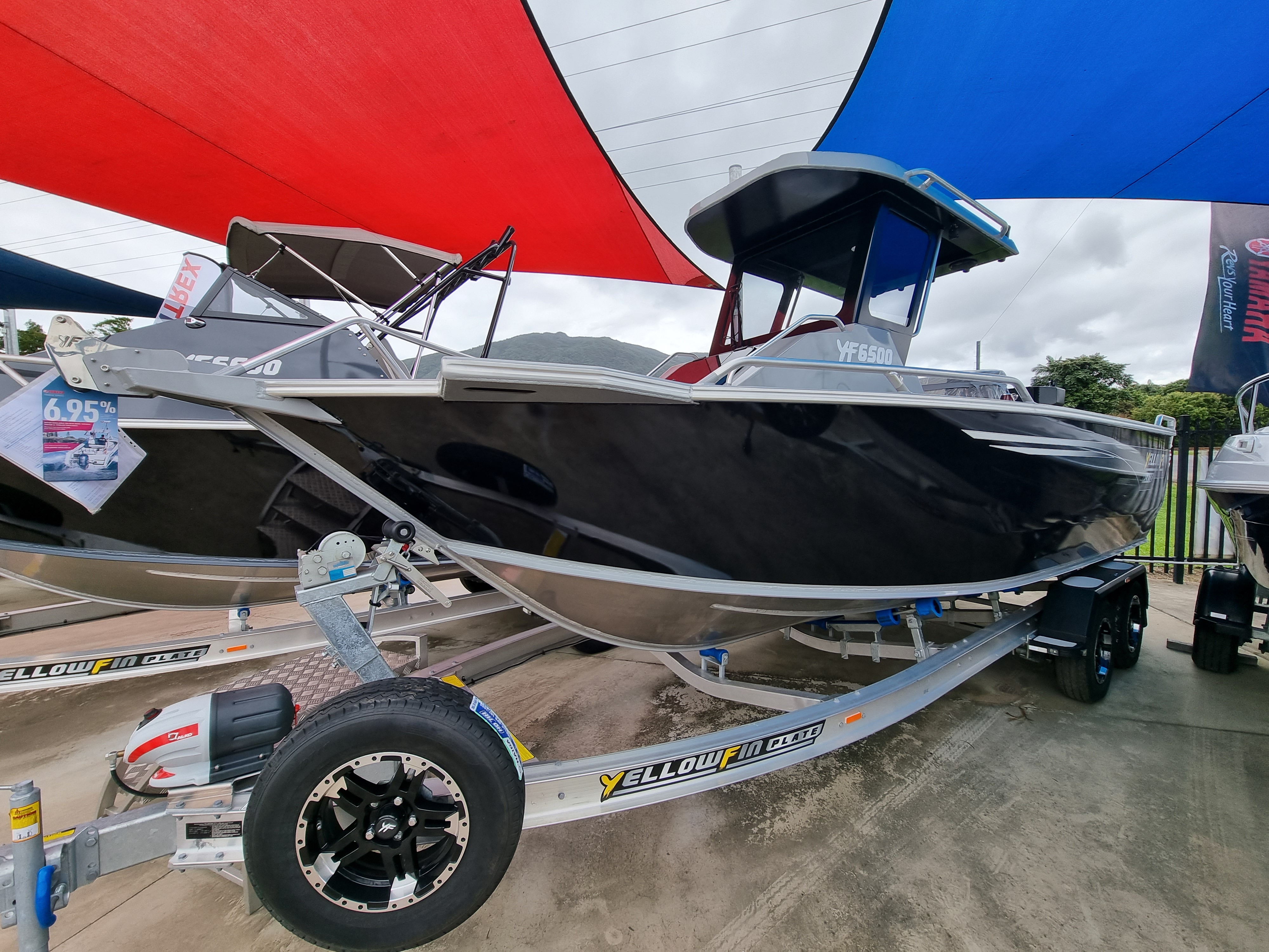 6500 Centre Cabin| Yellowfin Boat for Sale | Cavs Marine & Outdoor